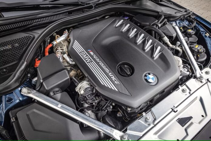 【ユニークな比較テスト】ディーゼル対ガソリン BMW M440i対M440d 素朴な疑問 ディーセルとガソリンってどっちが優れているの ...