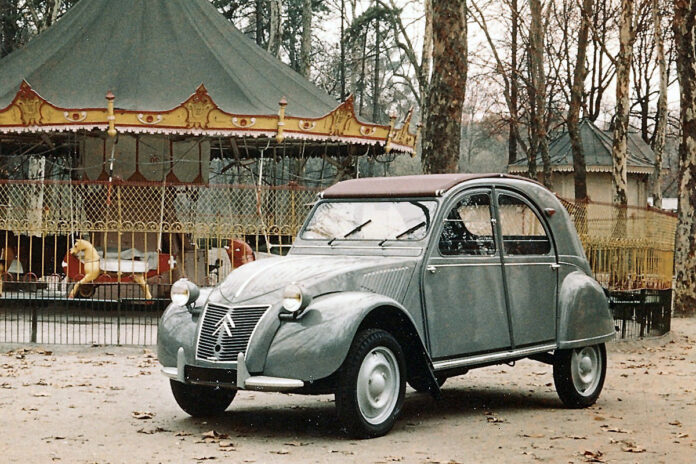 まごうことなきアイコンモデル＆世紀の名車「シトロエン2CV」30枚の楽しい画像付き特別編！ - AUTO BILD JAPAN Web（アウトビルトジャパンウェブ） 世界最大級のクルマ情報サイト